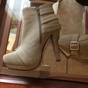 Restricted | Shoes | New Restricted Suede Booties High Heel Ankle Boots ...